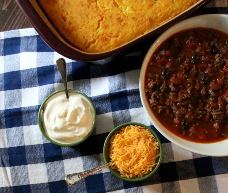 The BEST Chili & Cornbread you'll ever eat! - Christina Maria Blog